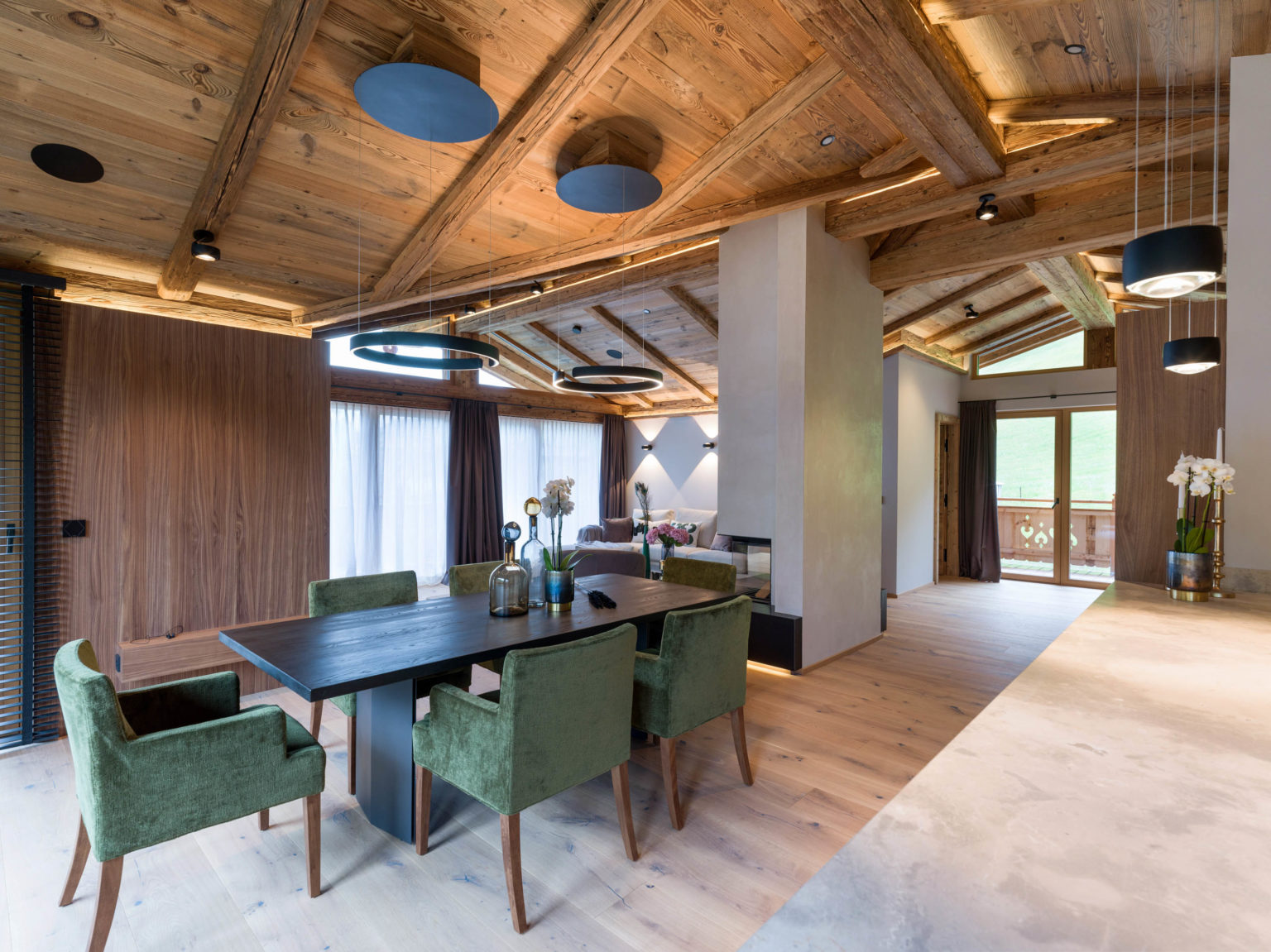 Elegantes Wohnhaus in den Bergen - Schreinerei Ahollinger